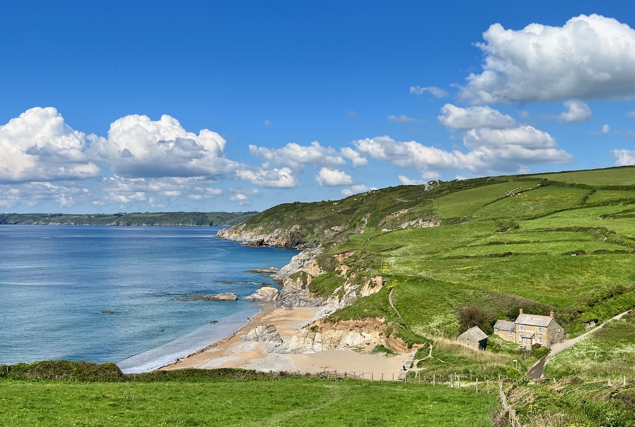 Carlyon Bay - 2025 Guide - Cornwall Holidays